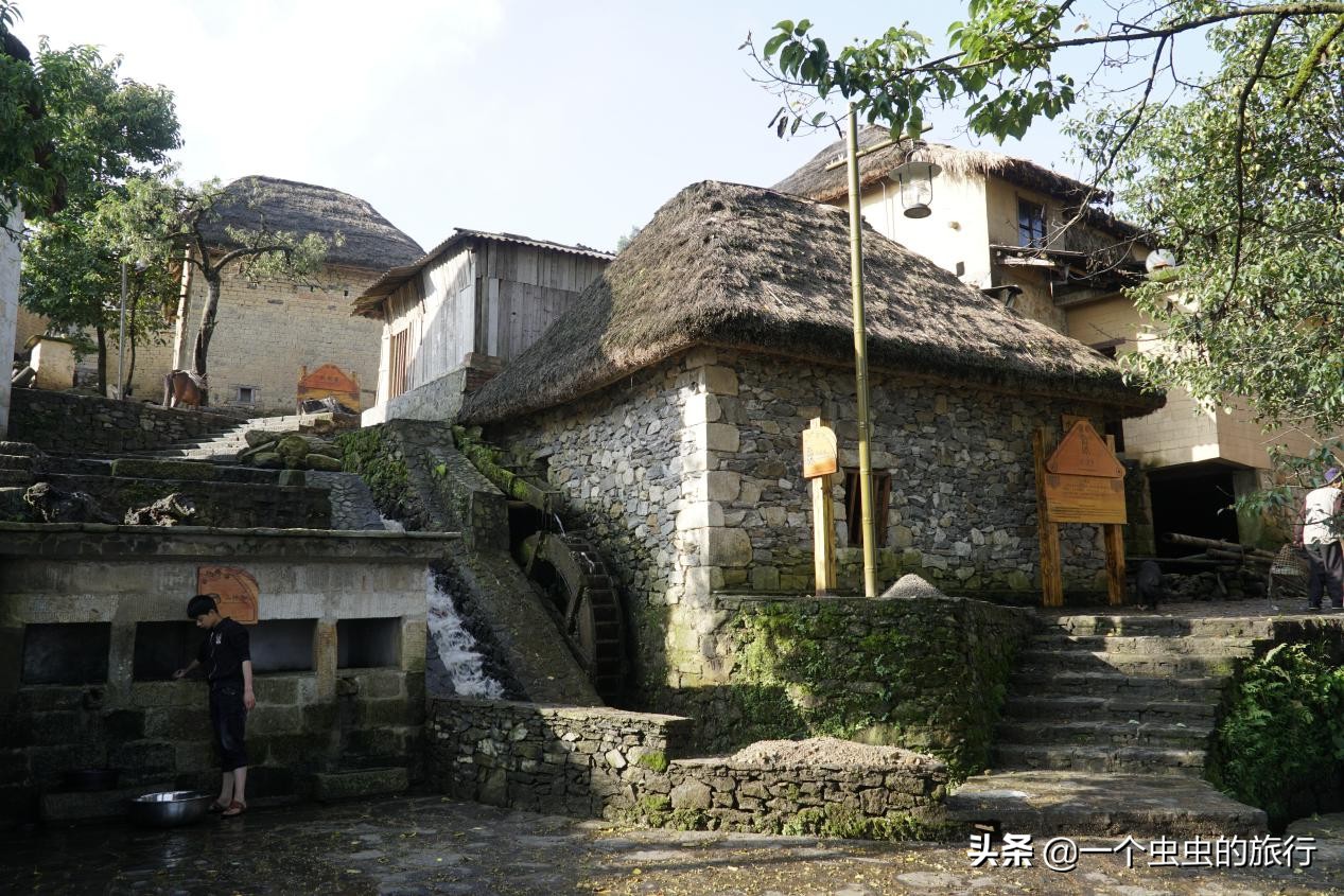 Azheke, the original village of Hani, Yuanyang - iNEWS