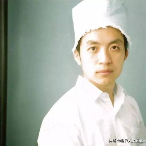 Is it a genius or a giant baby?Why did the poet Gu Cheng kill his wife ...