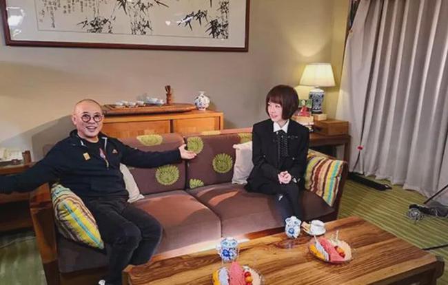 Lu Yu raised a string of dzi beads and asked: How much is this?Jet Li ...