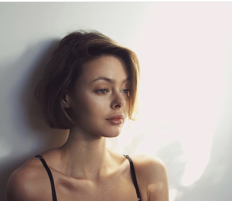 Polish model Alexandra Ola Kaczmarek - iNEWS