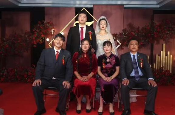 Brother Dayi responded to the marriage change of his daughter-in-law: she didn't get a ...