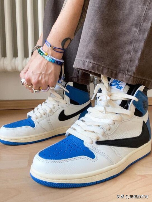 Nike released a tripartite joint barb aj1, known as a luxury goods in ...