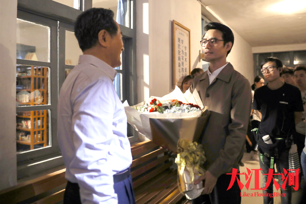 He was a good teacher in "Big River", but he almost ruined Song Yunhui ...