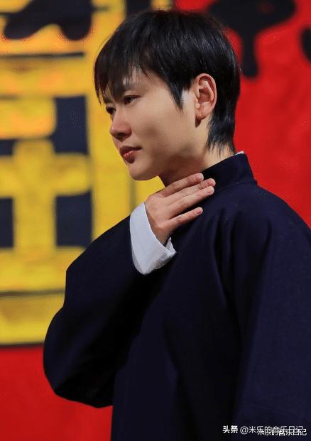 Meng Hetang wrote cross talk into the song?How about sending songs ...