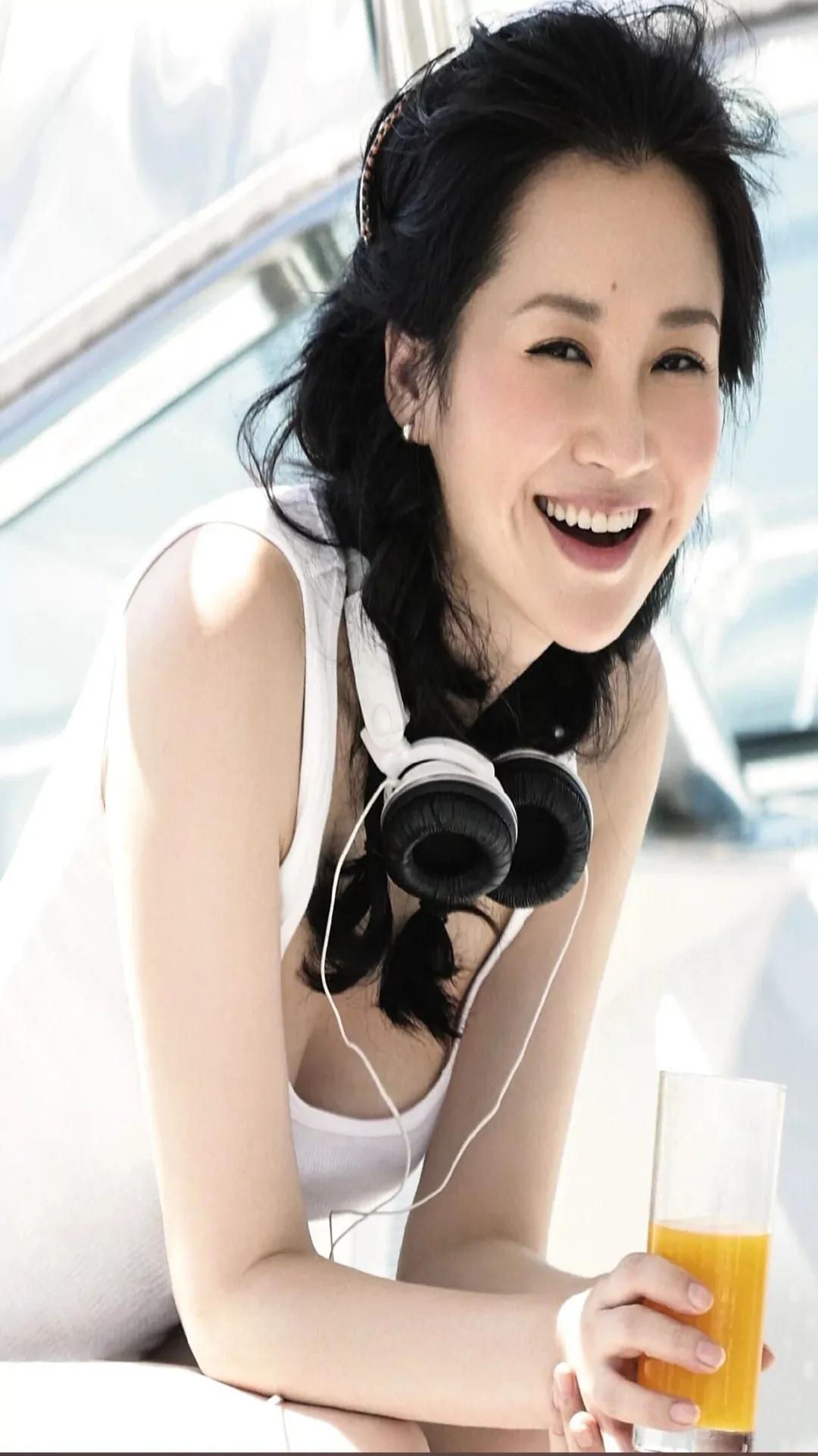 Have a girly heart Xu Qing - iNEWS