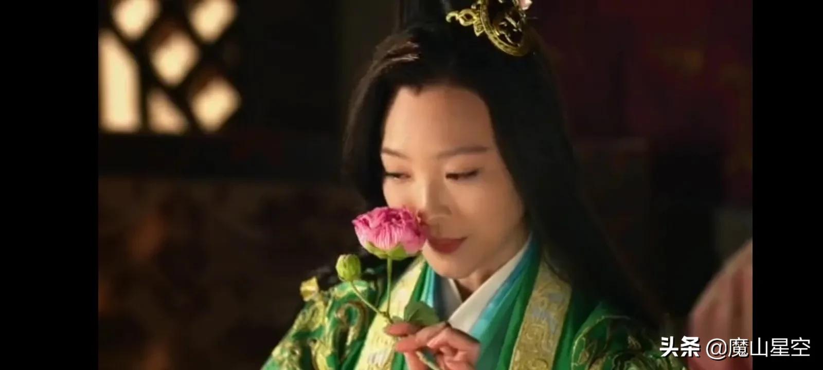 Gao Liu failed to trim her nose, like Mrs. Wei who had her nose cut in ...