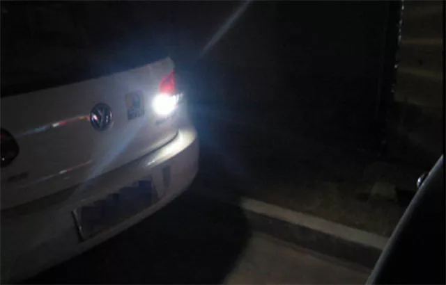 Why do many cars have only one reversing light?The truth turned out to ...