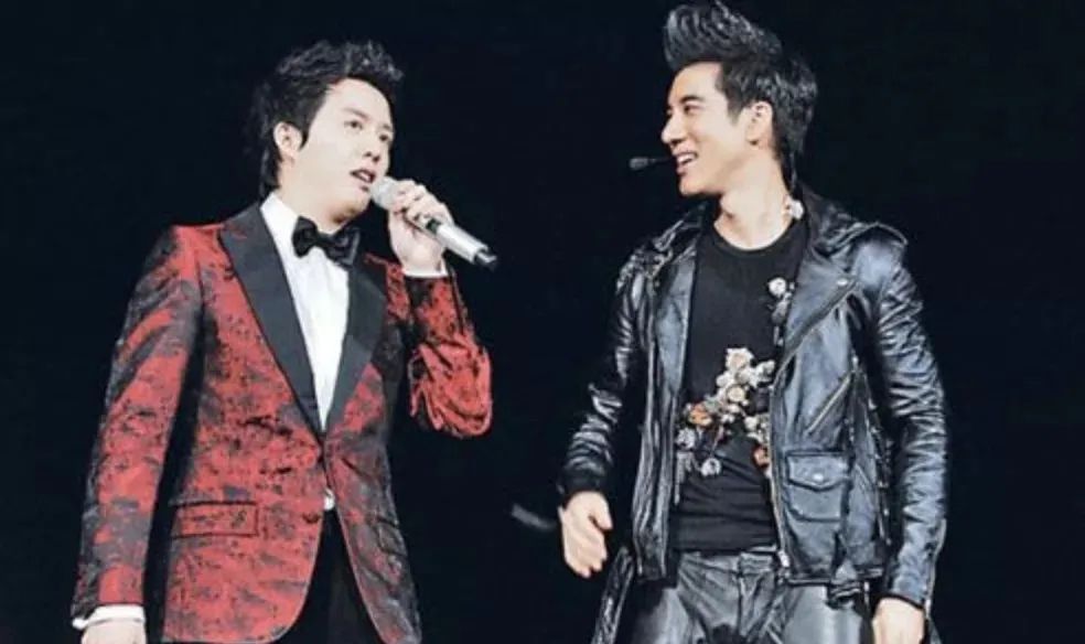 Li Yundi vs. Wang Leehom: Two life styles of genius - iNEWS