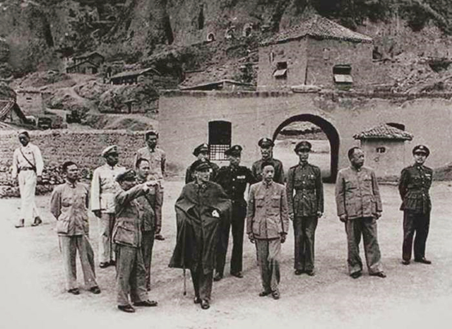 In 1947, Chiang Kai-shek came to Yan'an and asked the peasants: Have ...