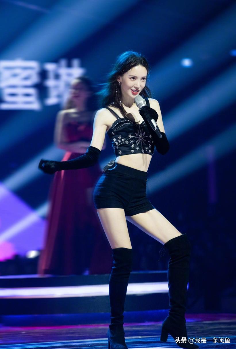 Jin Chen's dance is really amazing. The dance skills are so good. - iNEWS