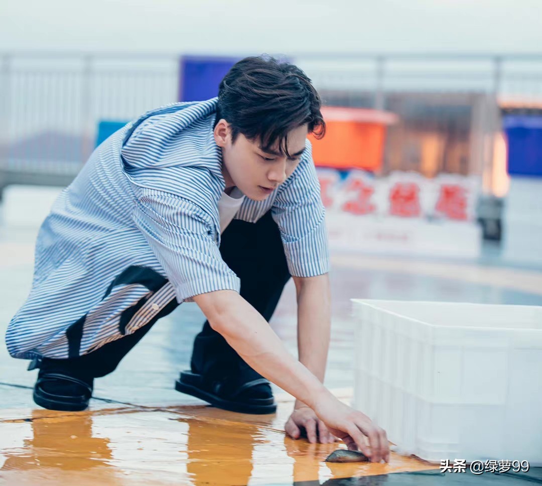 At the press conference of "The Last Winner", Li Yifeng said that Lin ...