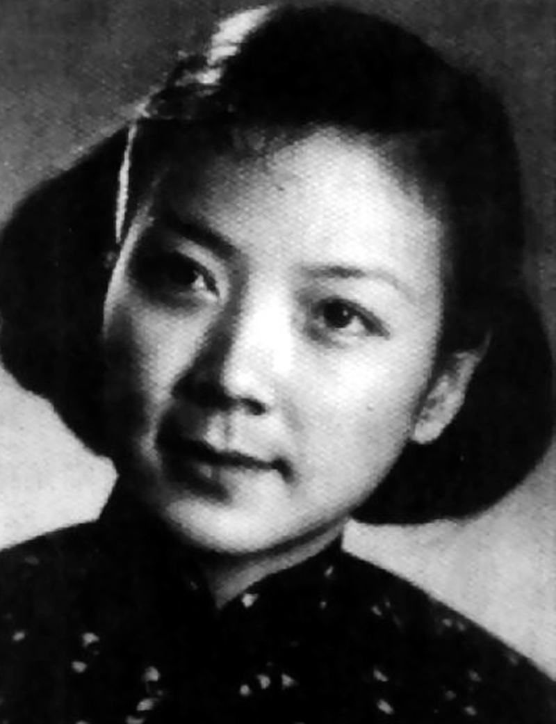 Zeng and Guo Zhenqing acted as a couple on the screen. They are beautiful but not well-known ...