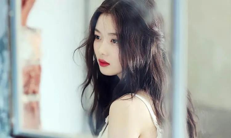 Kim Yu-jeong, the national sister beloved by South Koreans - iNEWS