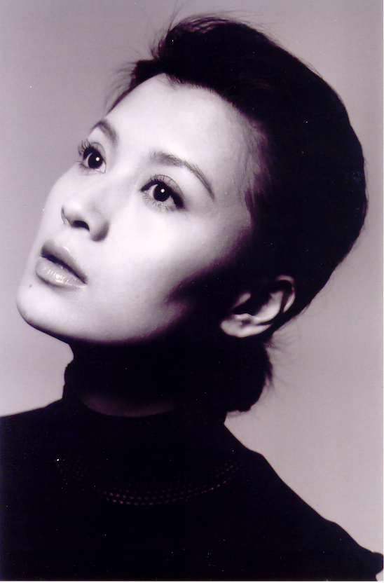 Princess Xiping in "A Little Gift from the Gods", and Liu Tianchi are ...