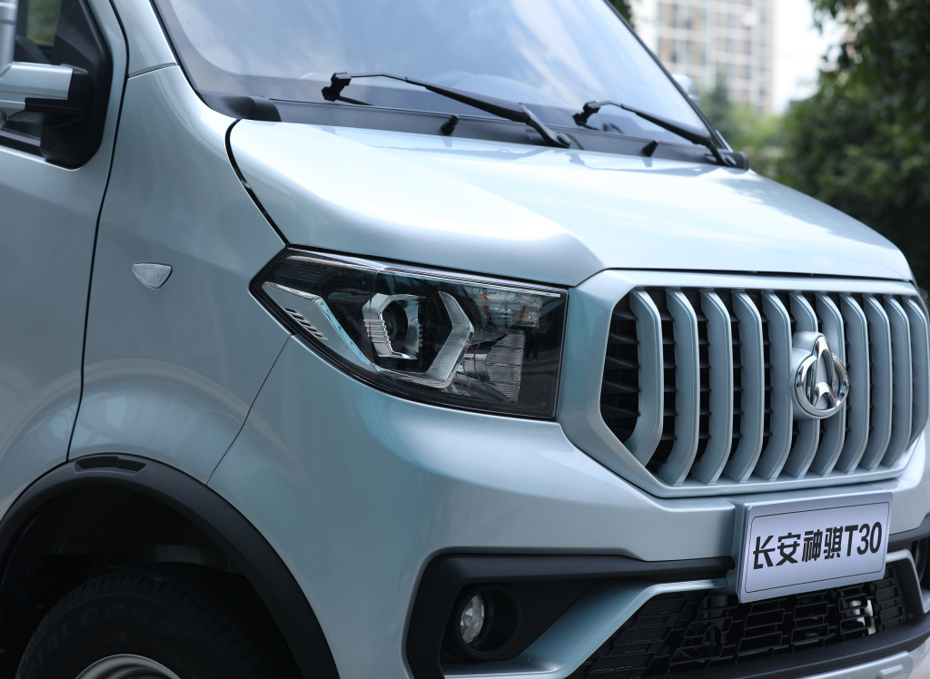 Changan Shenqi T30 will be launched, the appearance is very domineering ...