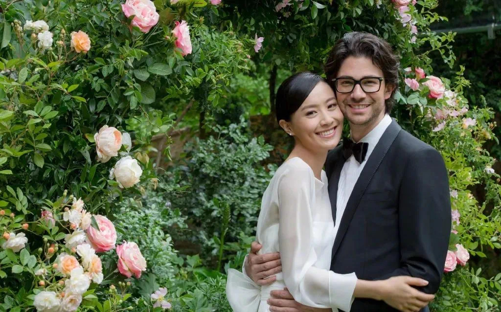 38-year-old female star officer declares female, Zeng angry gigmen, two ...