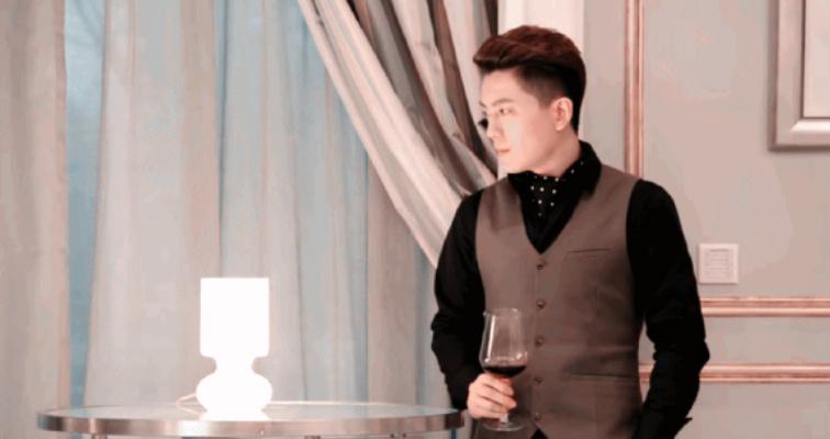 Blooming Flowers at Sea Episode 41: Lei Yuzheng took Du Xiaosu's hand ...