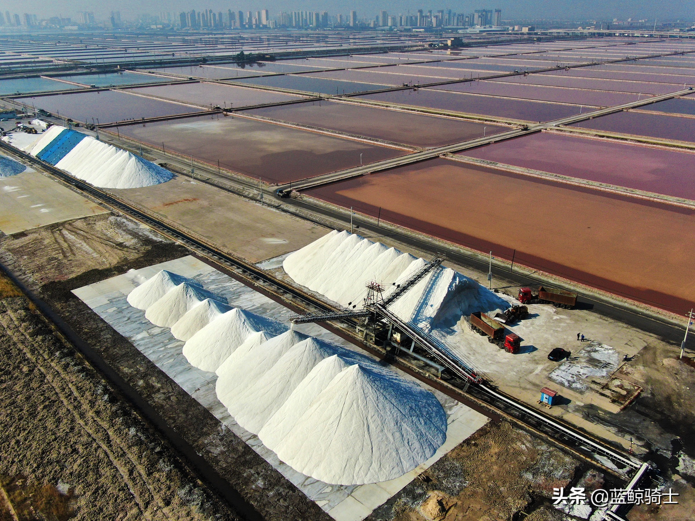 Aerial photography of China's earliest Linhai Saltworks, Tianjin ...