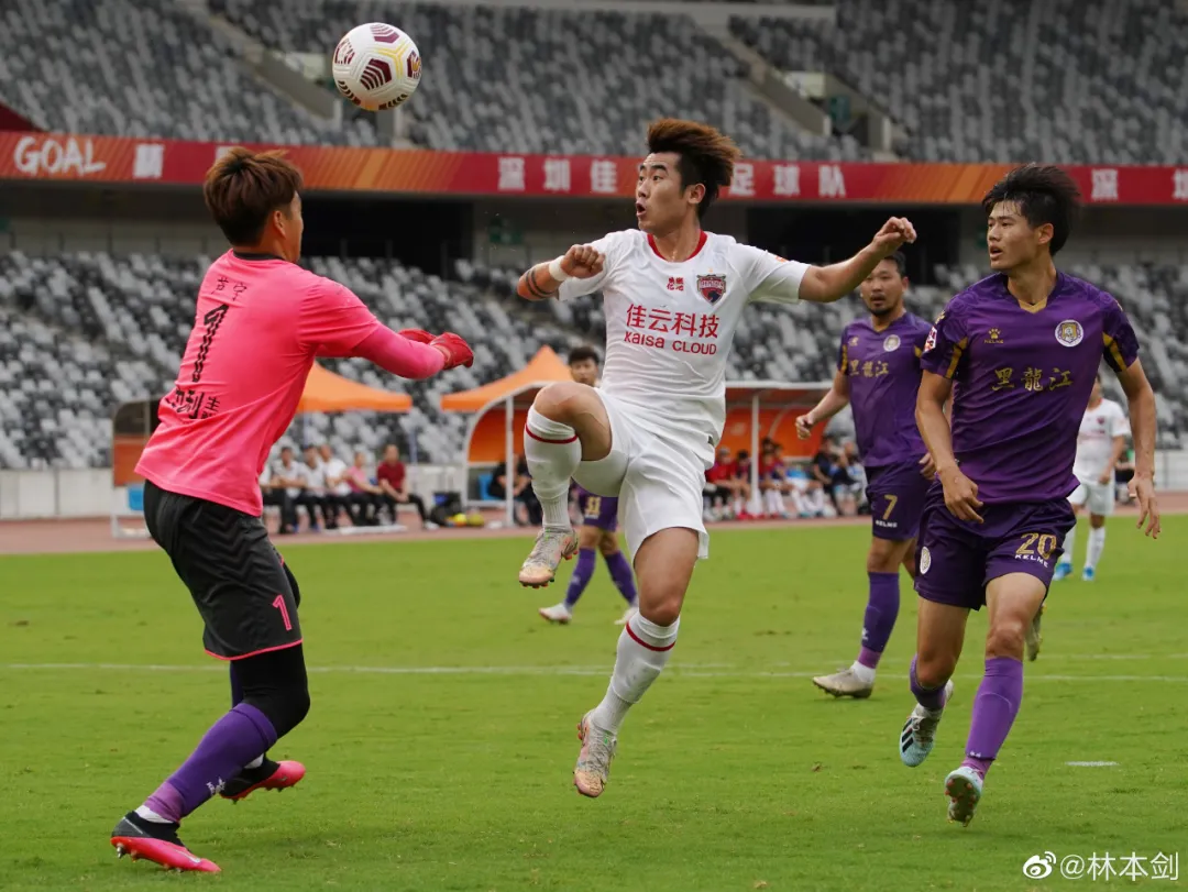 The two old TEDA players appeared on the same day in the warm-up match ...