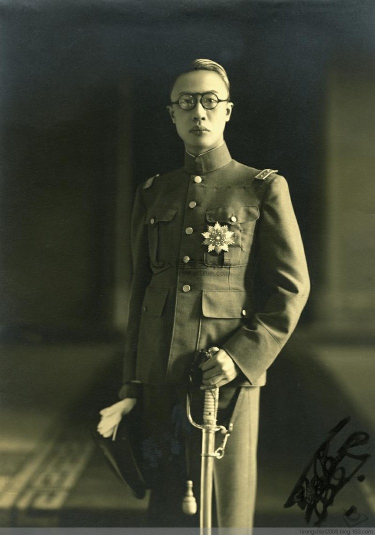 In 1967, how to deal with Pu Yi's remains after his death?Premier Zhou ...