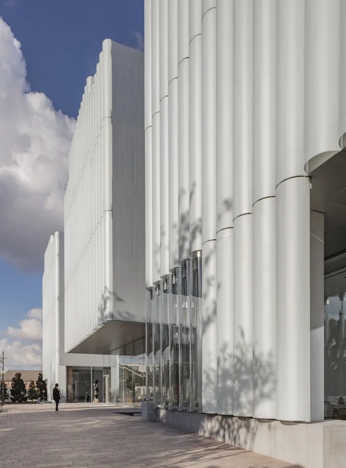 13 new ways to play "light and chic" on the glass facade - iNEWS