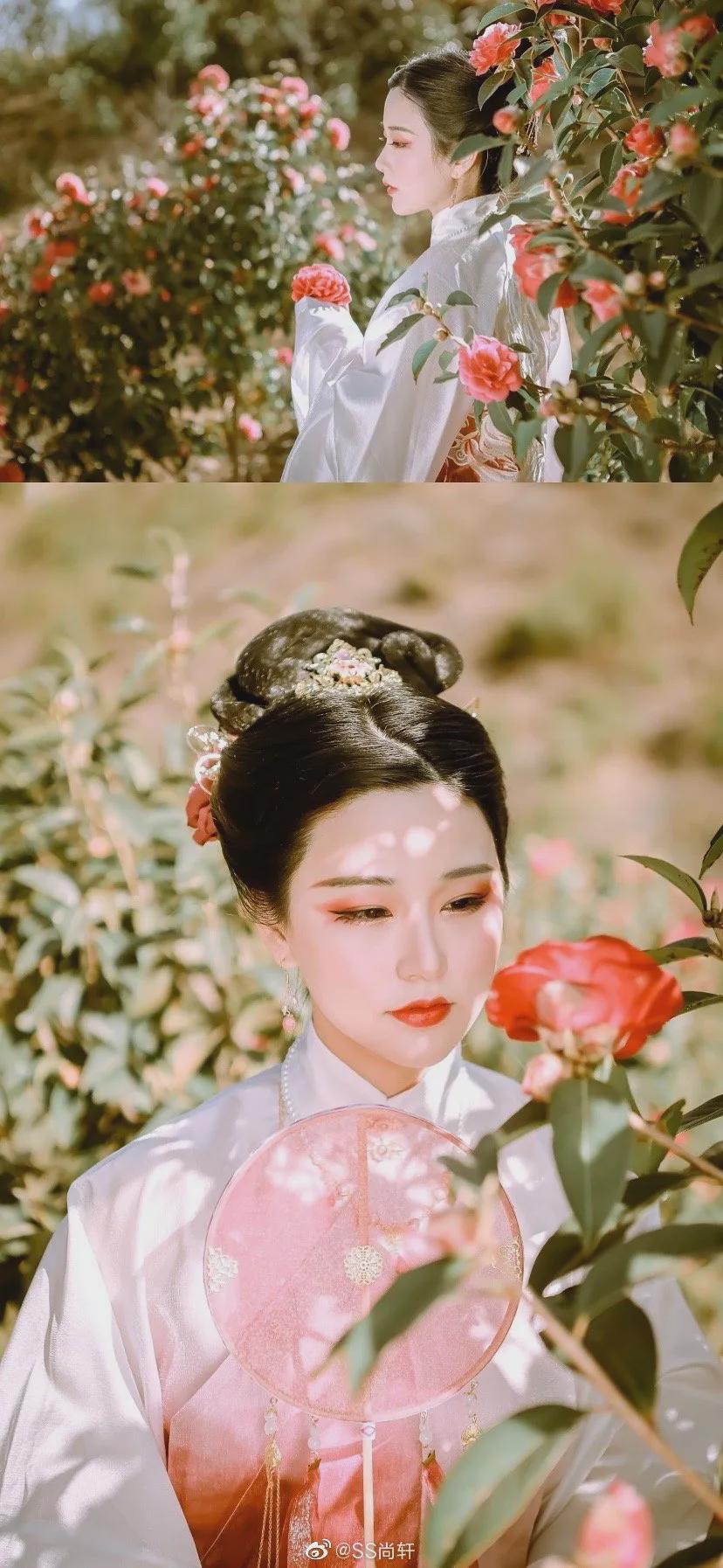 Little Fairy in Hanfu: Spring Return is at the height of flowers - iNEWS
