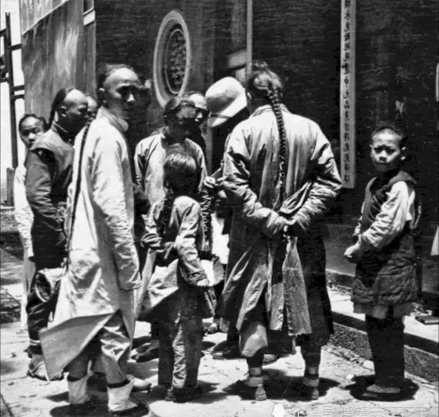 Braids in the Late Qing Dynasty - iNEWS