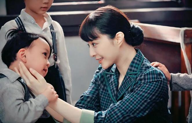 "A New Ghost Story" starring Zheng Shuang is going to be broadcast on a ...