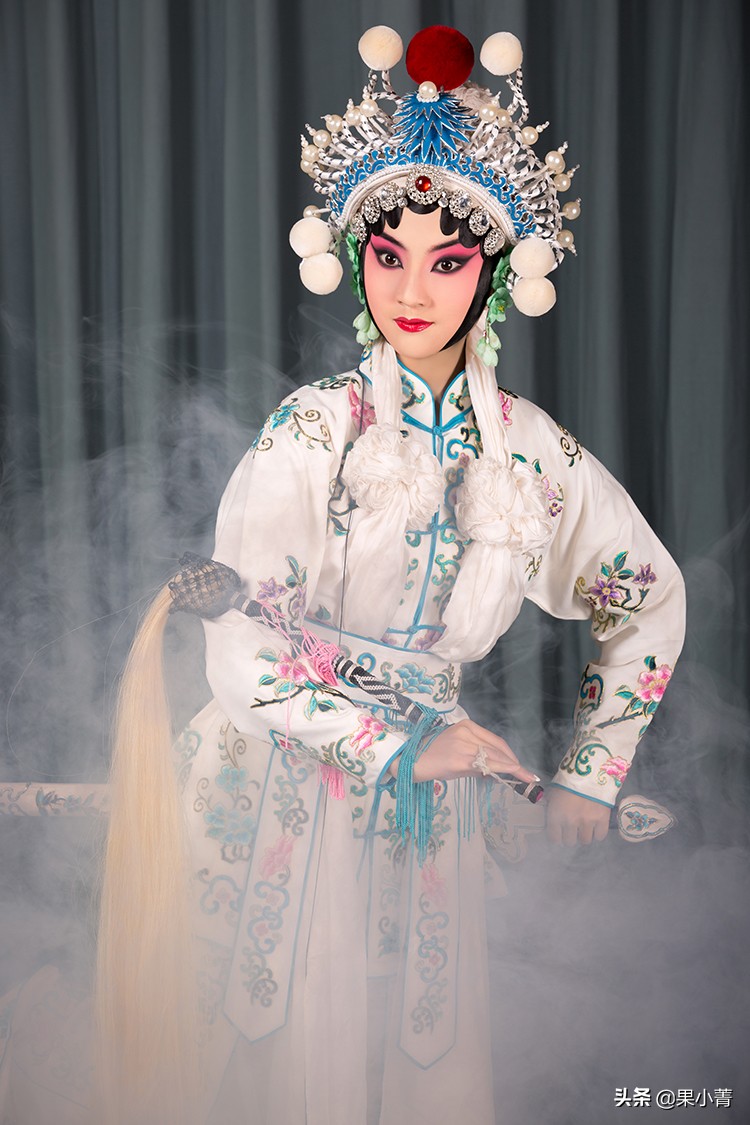 Guo Xiaojing-Peking Opera Photo, Huayun Peking Opera Photography - iNEWS