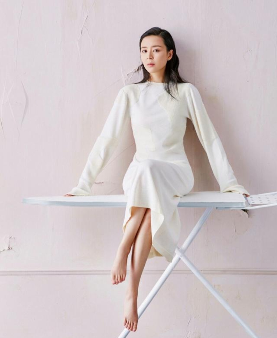 Celebrity feet appreciation - iNEWS