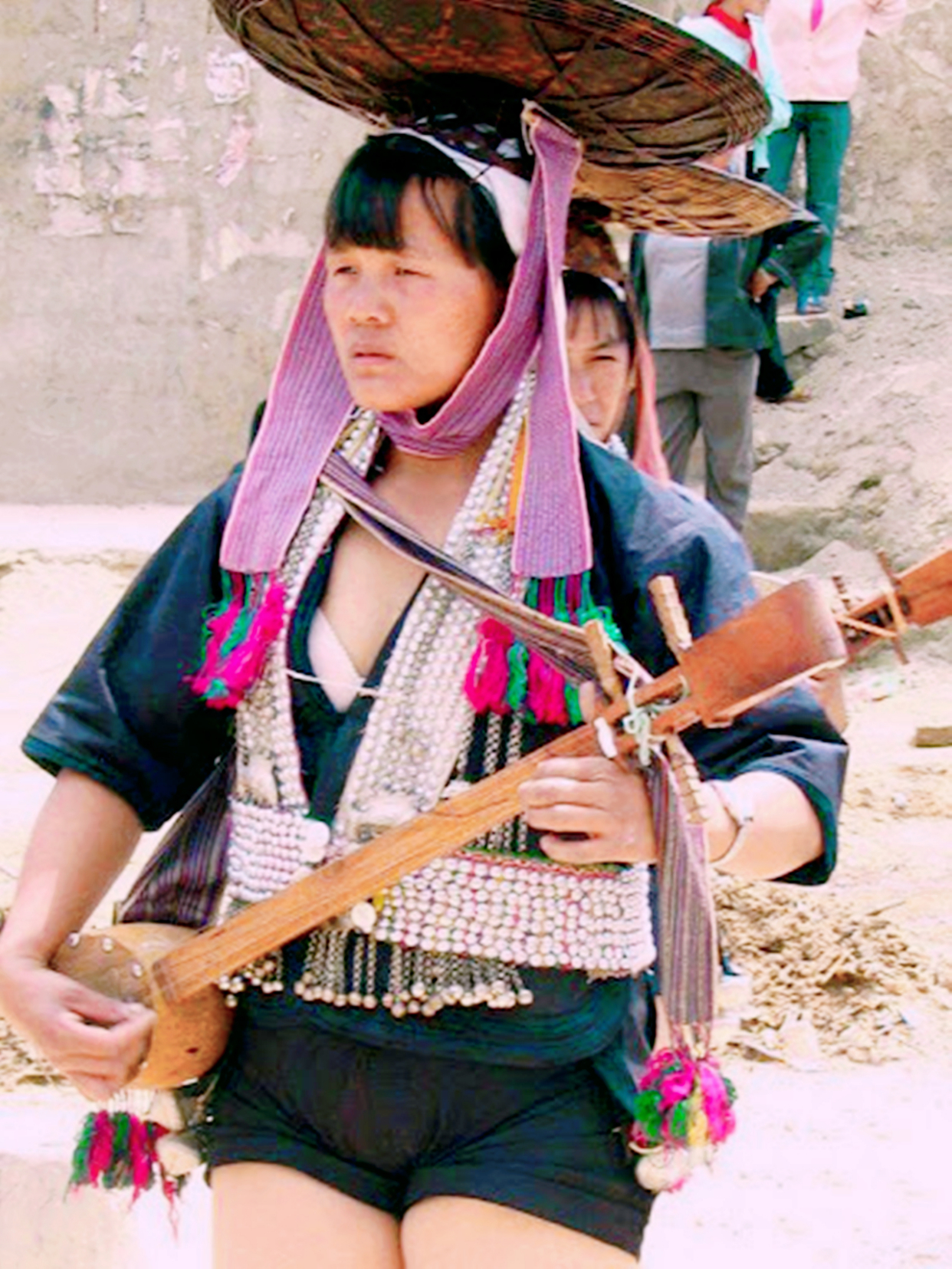 Yunnan Yiche ethnic group, women in the ethnic group do not wear ...