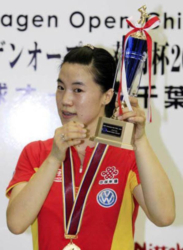 Wang Nan's life in storm: 12 years of cancer, the rich husband will ...