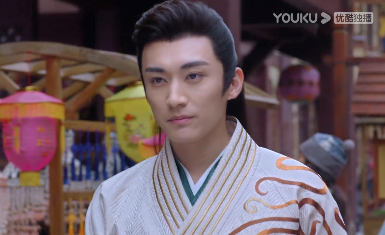 Liu Xueyi's first male lead drama is on the air!The styling is not as ...