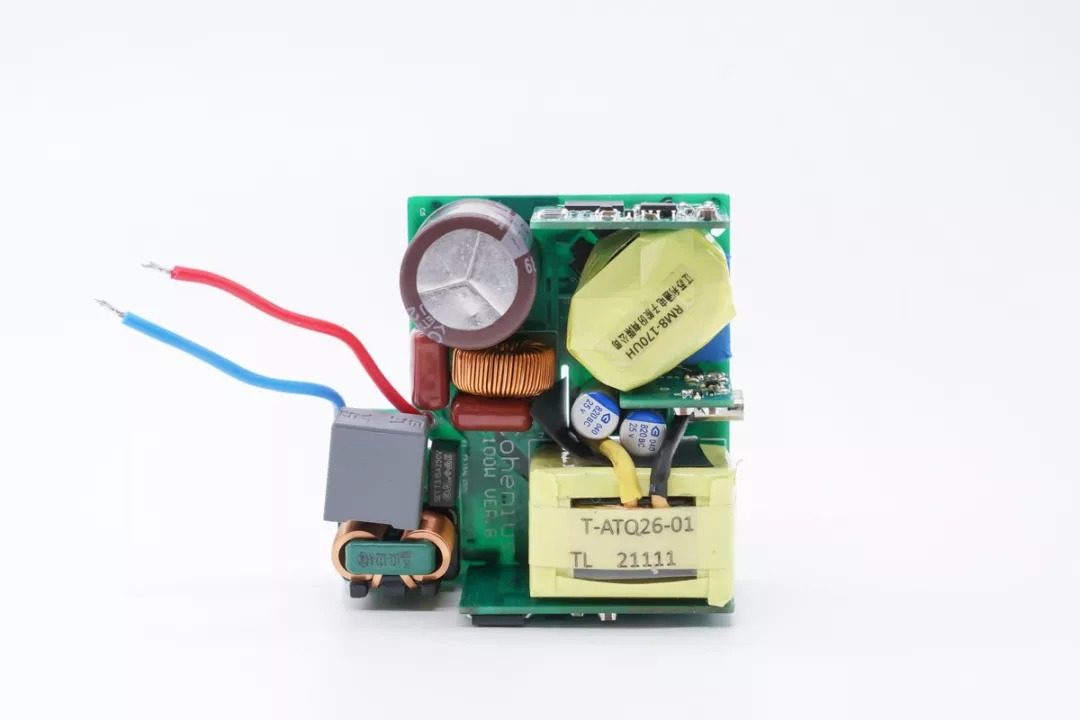 Juneng Chuangxin launches a variety of high-efficiency GaN PD fast ...