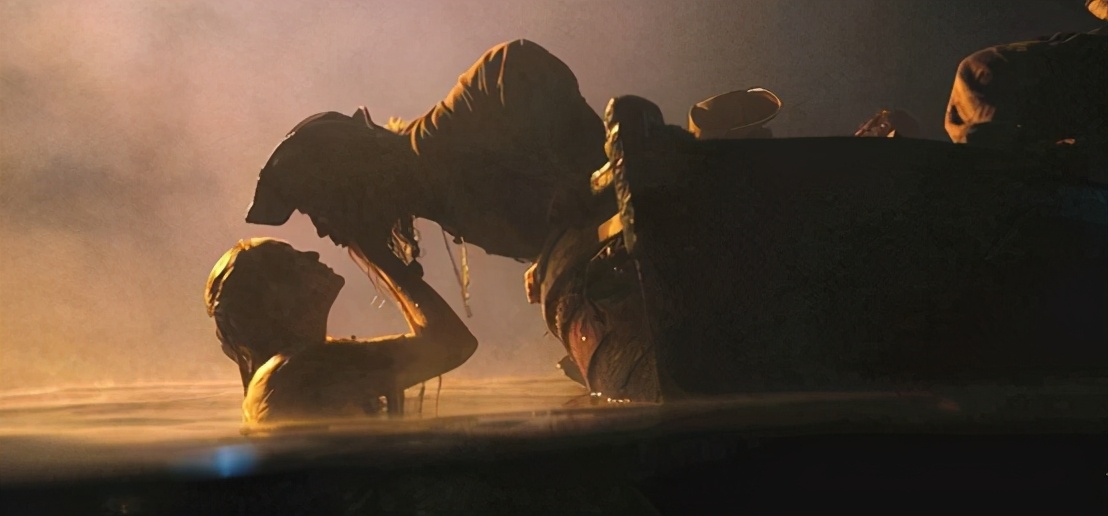 Except for the normal mermaid, have you ever seen a mermaid with a fish ...