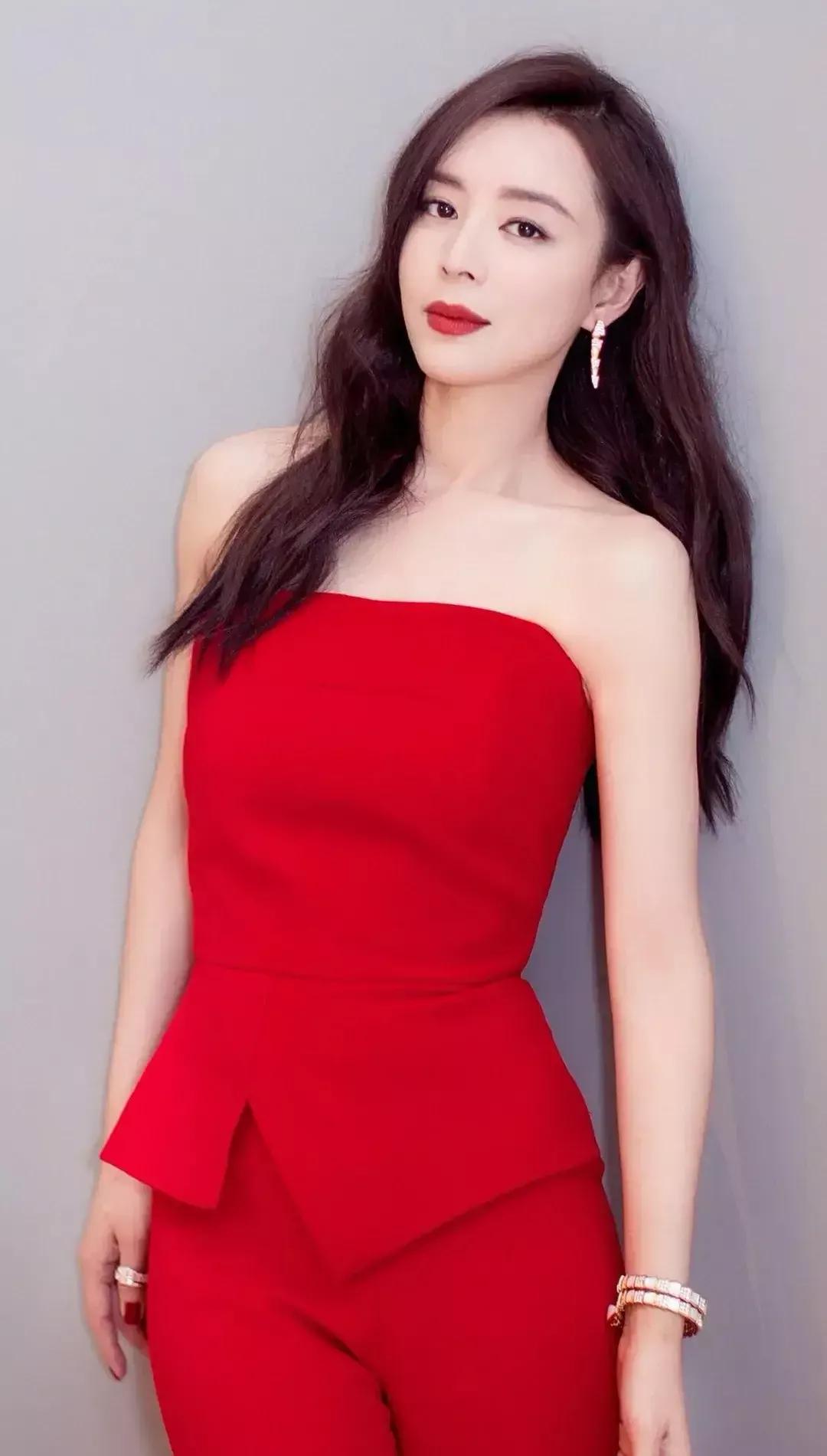 Zhang Jingchu - iNEWS