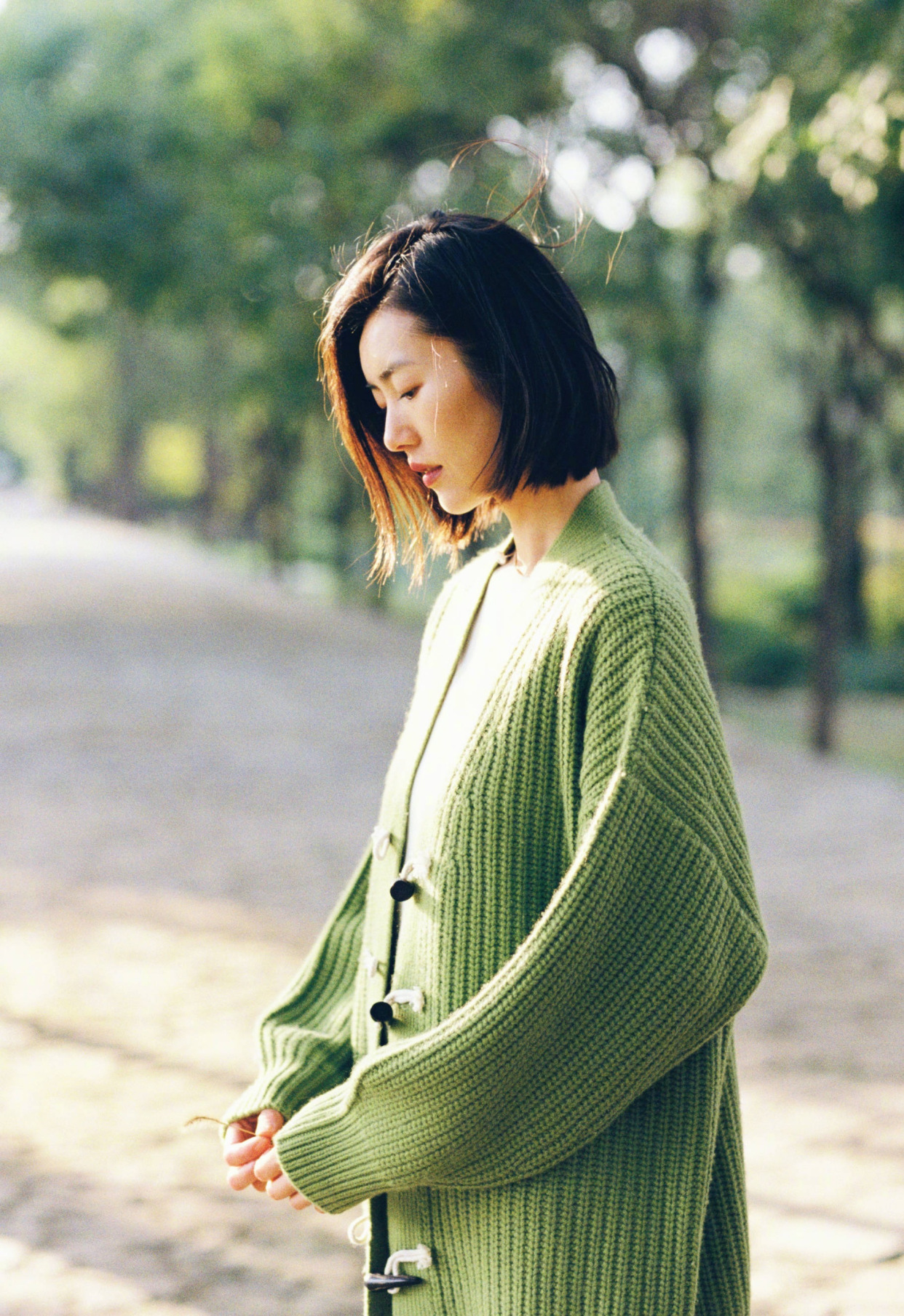 Looking at the 1,000 photos of Liu Wen, the 9 postures summarized are ...