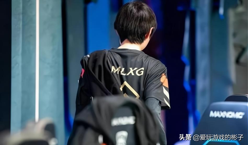 LOL: RNG "The God of Contracts"!Following UZI's anti-water RNG, MLXG also followed suit - iNEWS