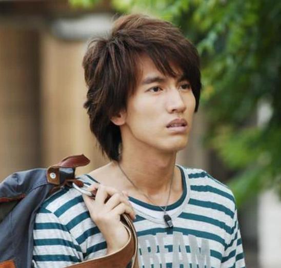 Jin Sha and Yan Chengxu are in the same frame photo, and the 44-year ...