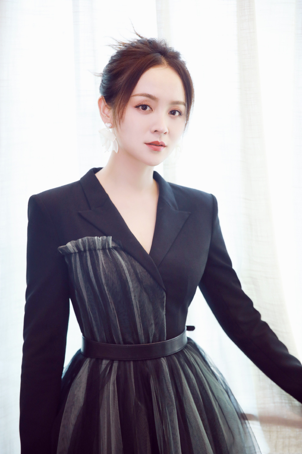 35-year-old Deng Sha has beautiful photos, her body and temperament are ...