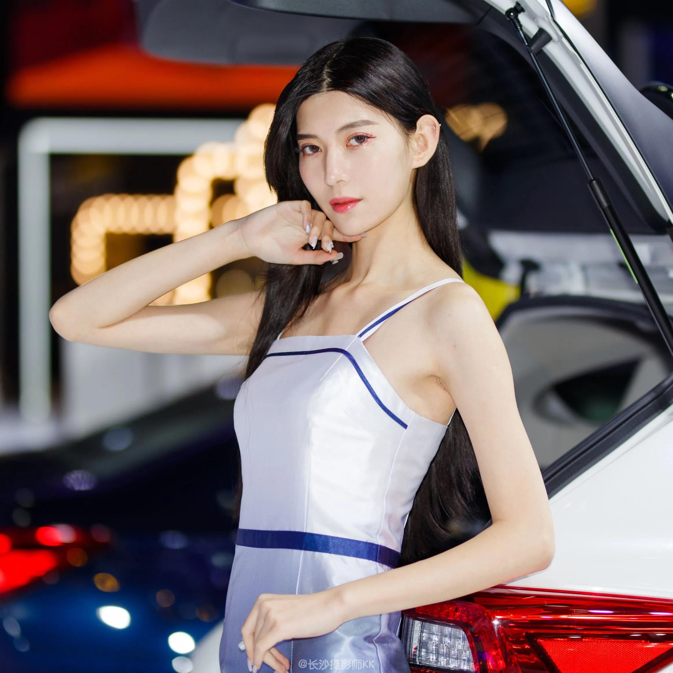 Auto Show Beauty Car Model Photography Series 2 - iNEWS
