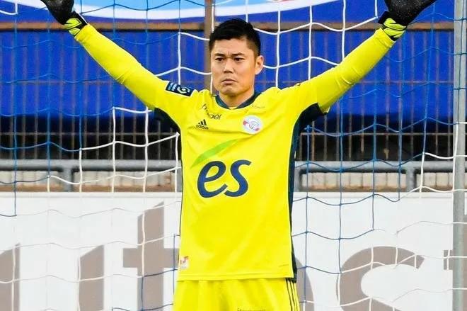 3 consecutive wins in Ligue 1! 37-year-old Japanese veteran goalkeeper ...