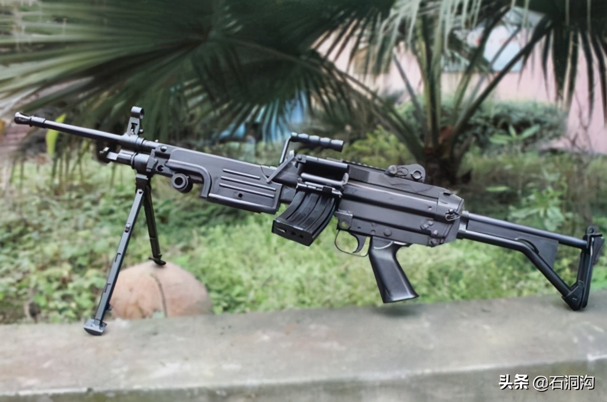 FN Minimi light machine gun "China version"-CS/LM8 class machine gun ...