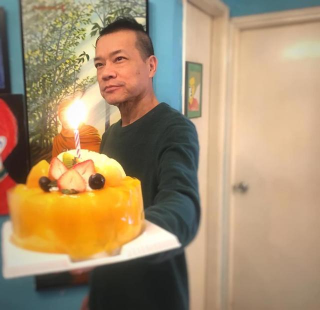 A recent photo of Hong Chaofeng, a famous Hong Kong actor, has been ...