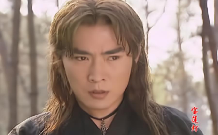 The same is playing "Yang Jian", the gap between Feng Shaofeng and Jiao ...