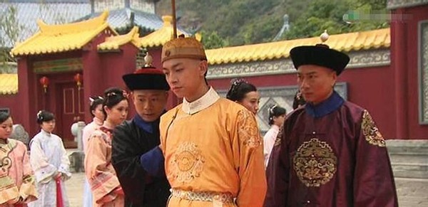 Emperor Tongzhi passed away at the age of 19, judging from his absurd ...