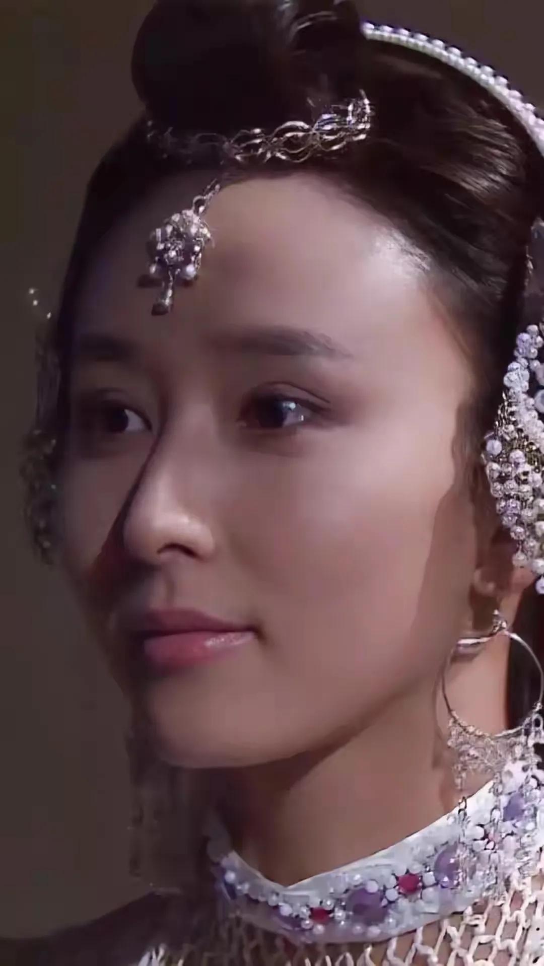 Mainland Actress—Hu Jing - iNEWS