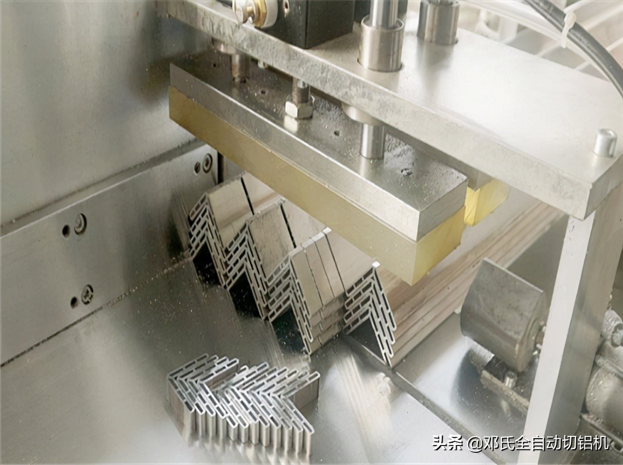 Is it difficult to choose corner code processing equipment?Do not want ...