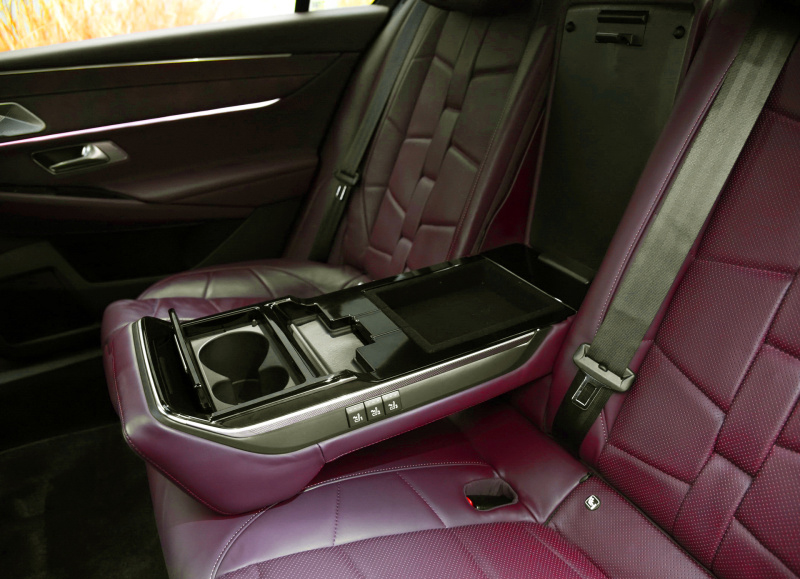 French luxury car DS9, 24.99 million, appearance is amazing, is 1.6T ...