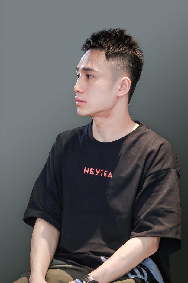 Nie Yunchen, the founder of Hey Tea born in the 90s: After graduating ...